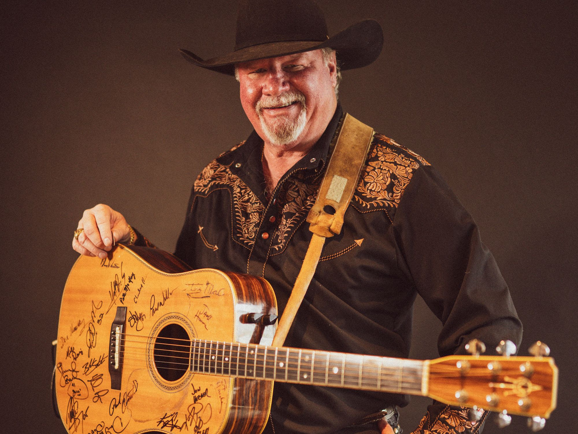 Steve Mac McCullough Turns Road Rage Into Storytelling on “Left Hand Lane”